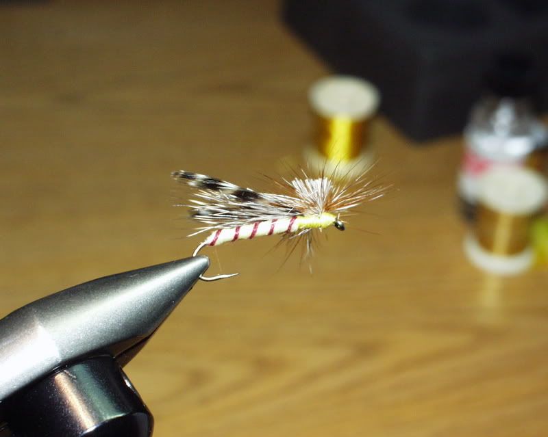 Classic Michigan Dry Flies | The Tying Bench | Fiberglass Flyrodders