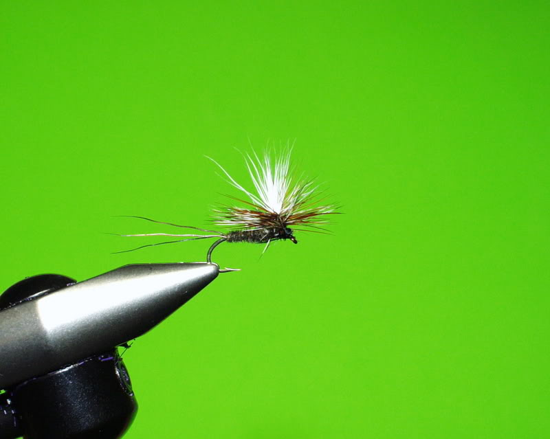 Classic Michigan Dry Flies | The Tying Bench | Fiberglass Flyrodders