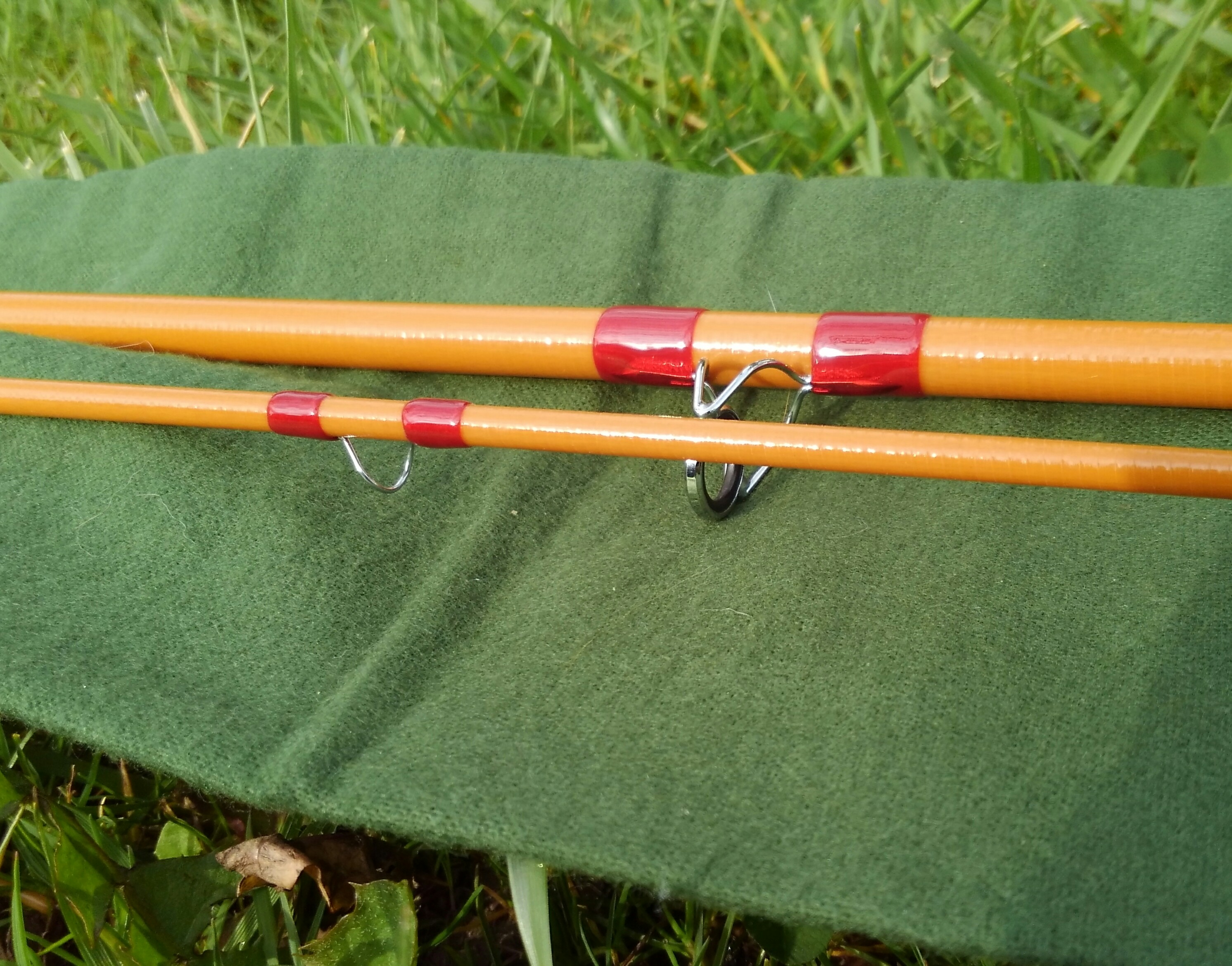 James Green 8'3" 7 wt in scarlet | Rod Photos | Fiberglass Flyrodders